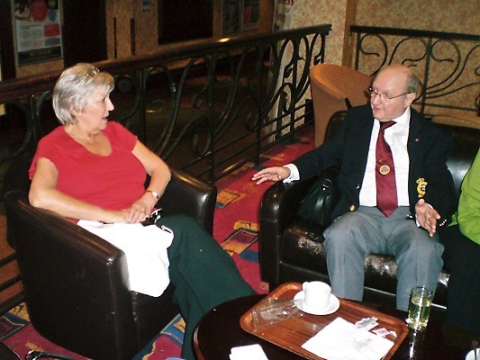 Les Viner & Hilary Reid